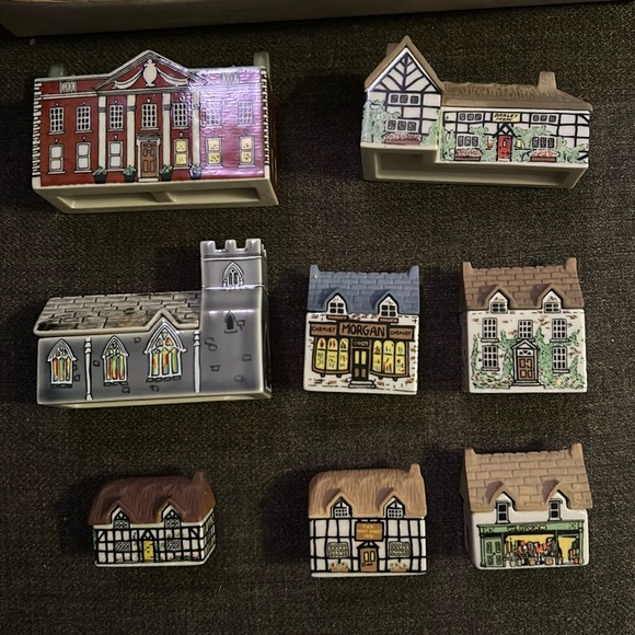 Wade England | Art | Vintage Wade England Porcelain Miniature Village ...